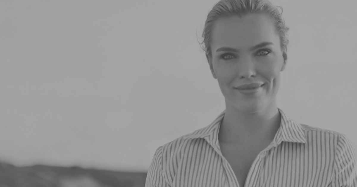 Abbey Holmes | Saxton Speakers