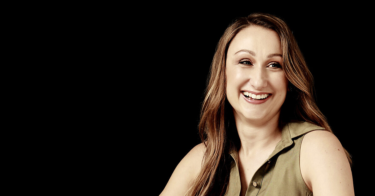 Abbie White | Saxton Speakers