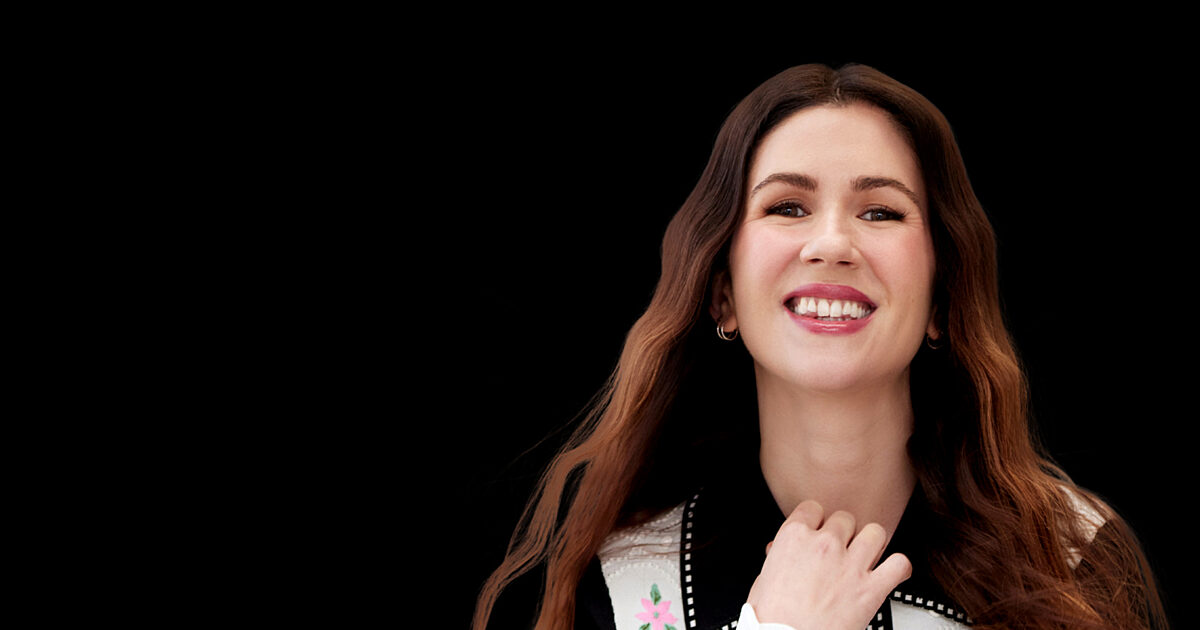 Book Becky Lucas for your next event | Saxton Speakers
