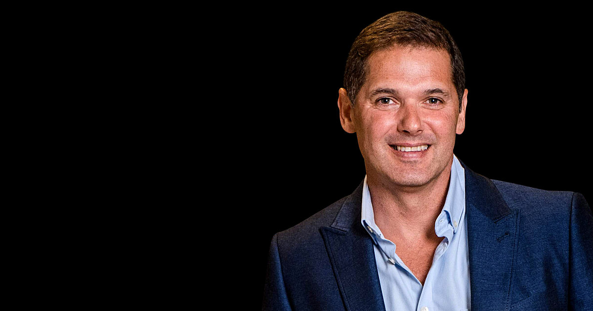 Bram Connolly | Saxton Speakers