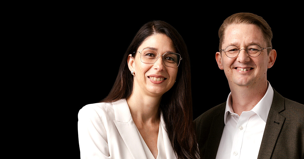Book Dr Sandra Peter and Dr Kai Riemer for your Event | Saxton Speakers