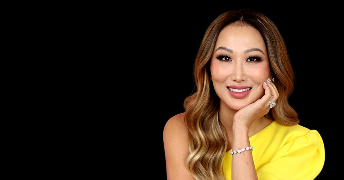 Book Tiffany Moon for your next event | Saxton Speakers