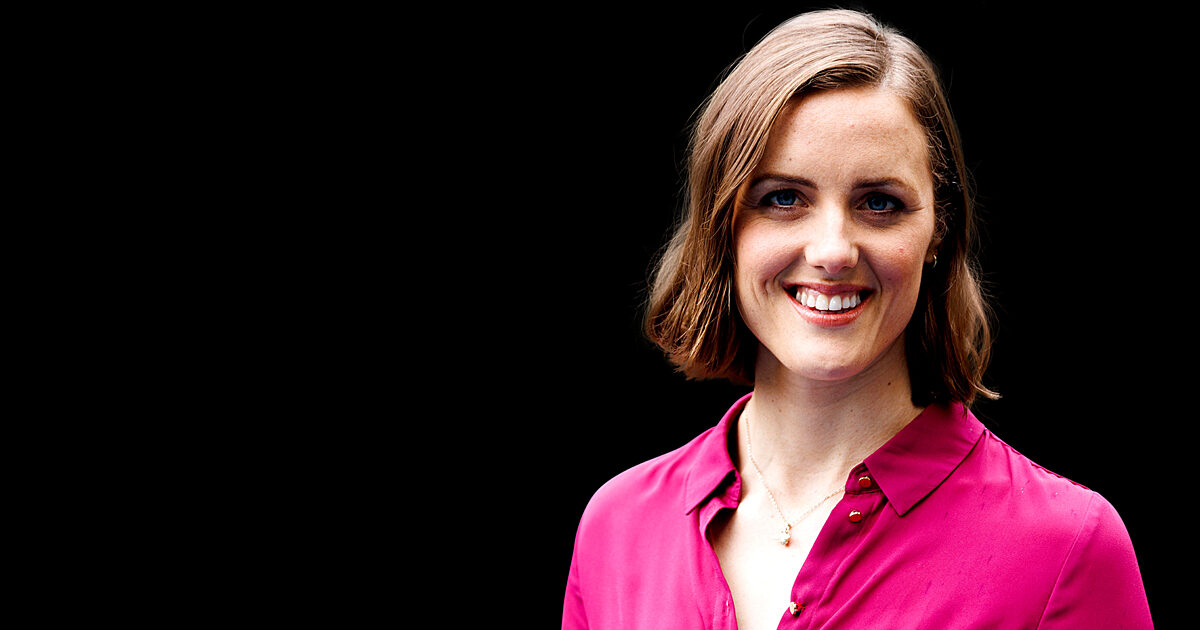 Book Ellie Cole for your Event | Saxton Speakers