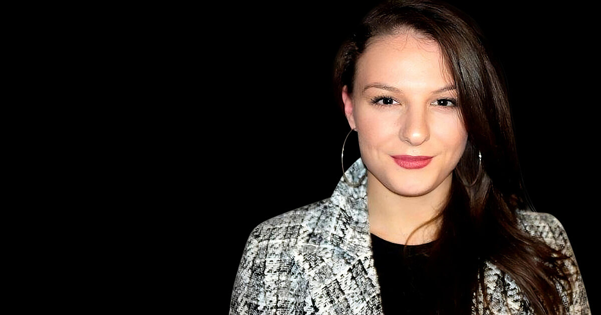 Emma Nedov | Saxton Speakers