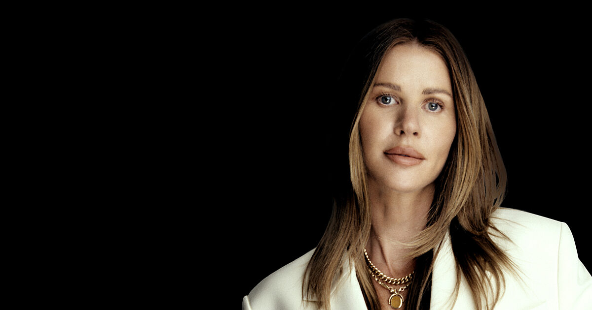 Erin Deering | Saxton Speakers