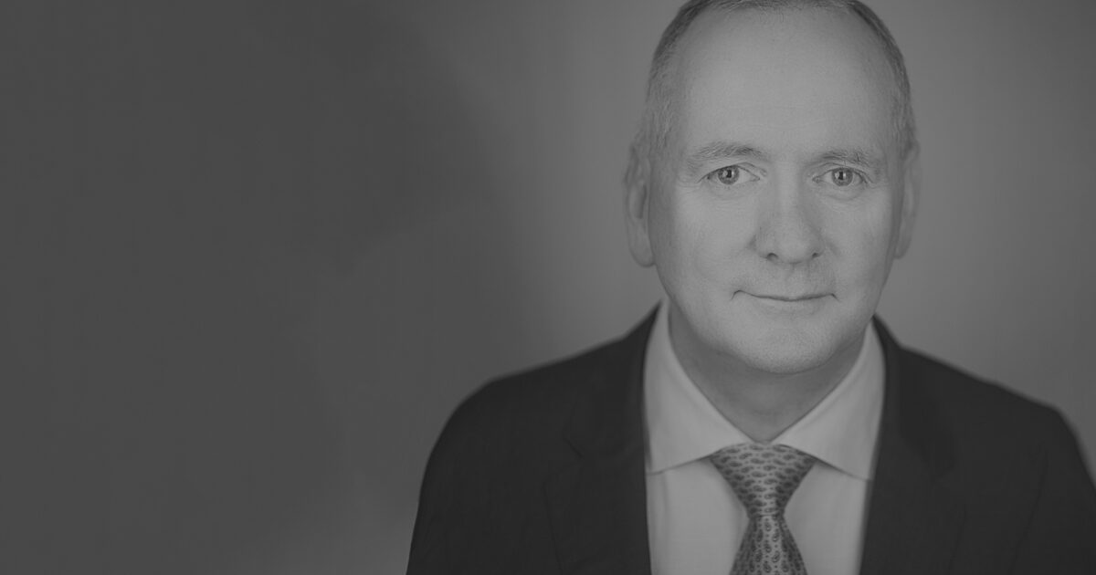 Book Mark Gallagher for your next event | Saxton Speakers
