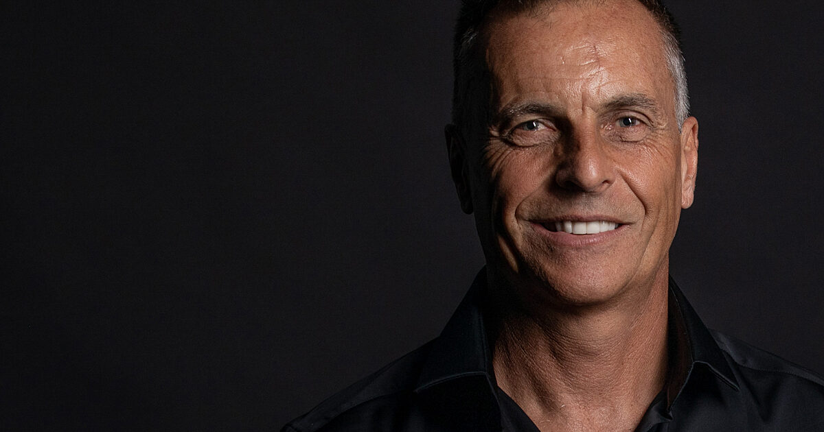 Martin Hall | Saxton Speakers