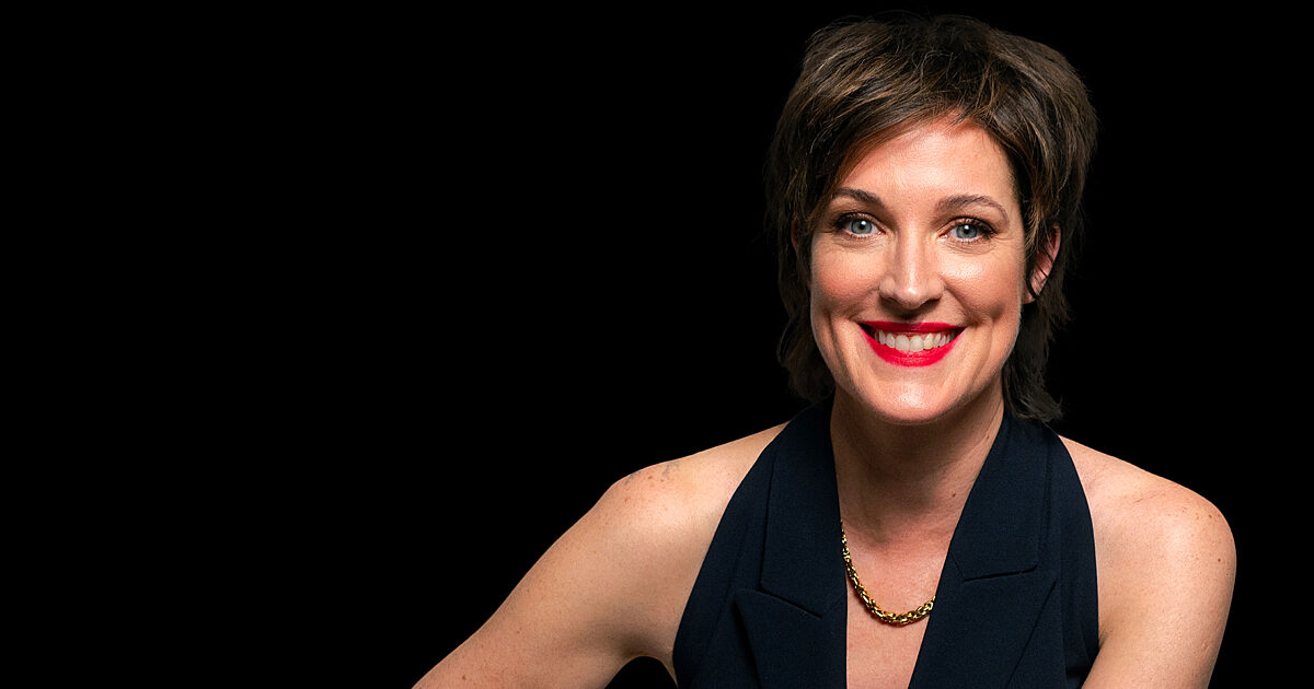 Jo Stanley | Saxton Speakers