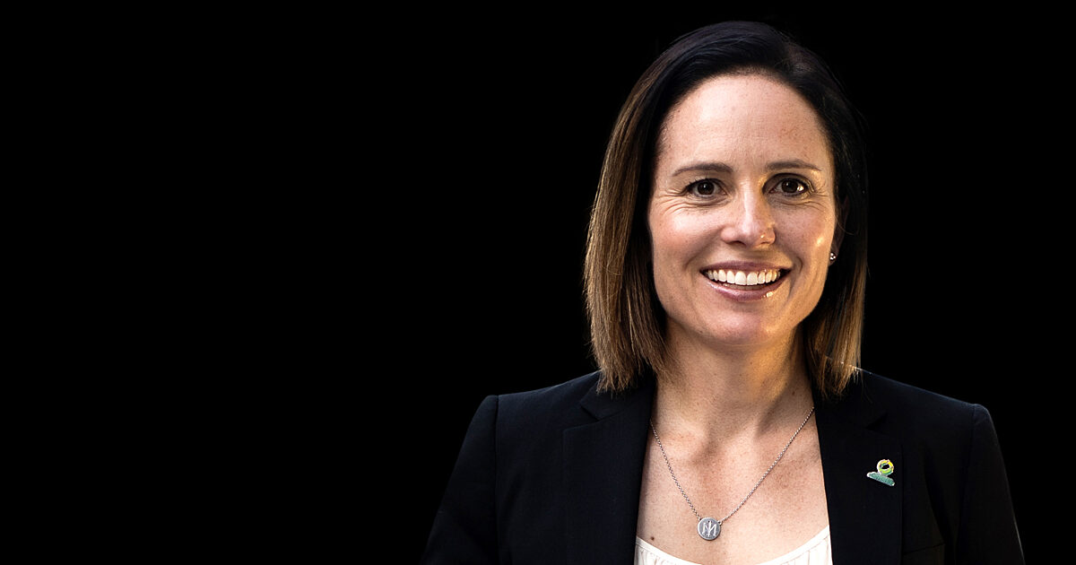 Kelly Ryan | Saxton Speakers