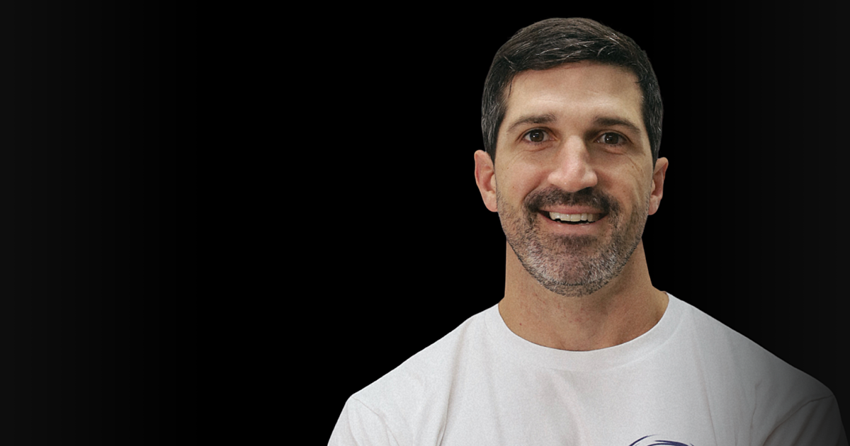 Book Lachlan Stuart for your next event | Saxton Speakers