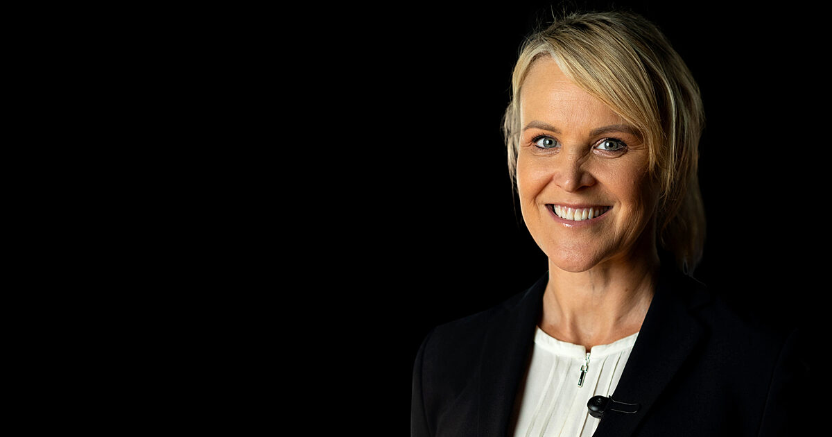 Book Lisa Andrews for your next event | Saxton Speakers