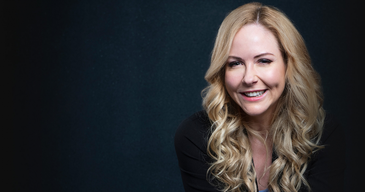 Lisa Cox | Saxton Speakers