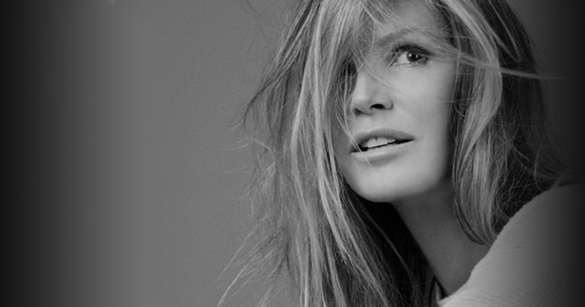 Elle Macpherson | Saxton Speakers
