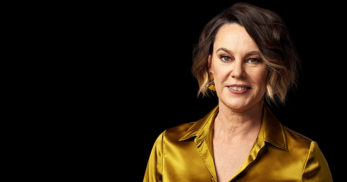 Book Mary Gearin for your next event | Saxton Speakers