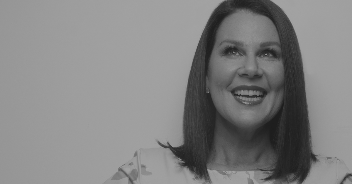 Julia Morris | Saxton Speakers