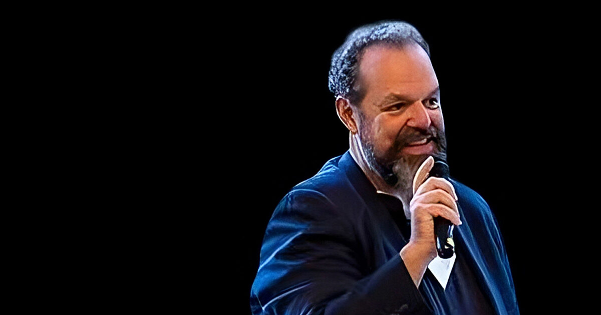 Arnold Dix | Saxton Speakers