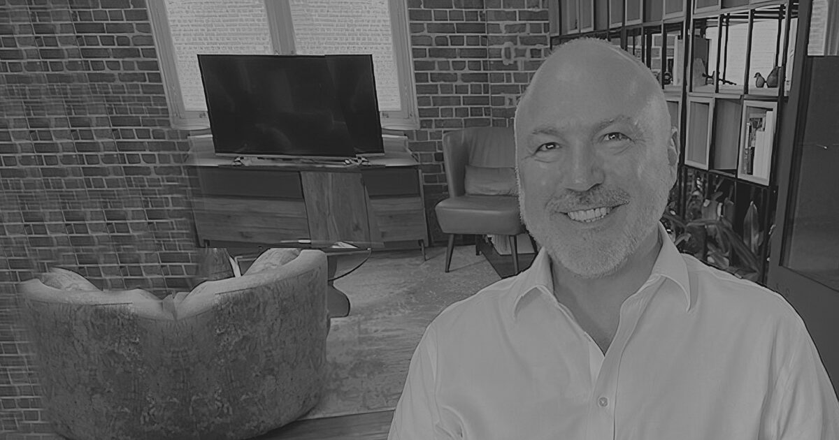 Ross Chaplin | Saxton Speakers