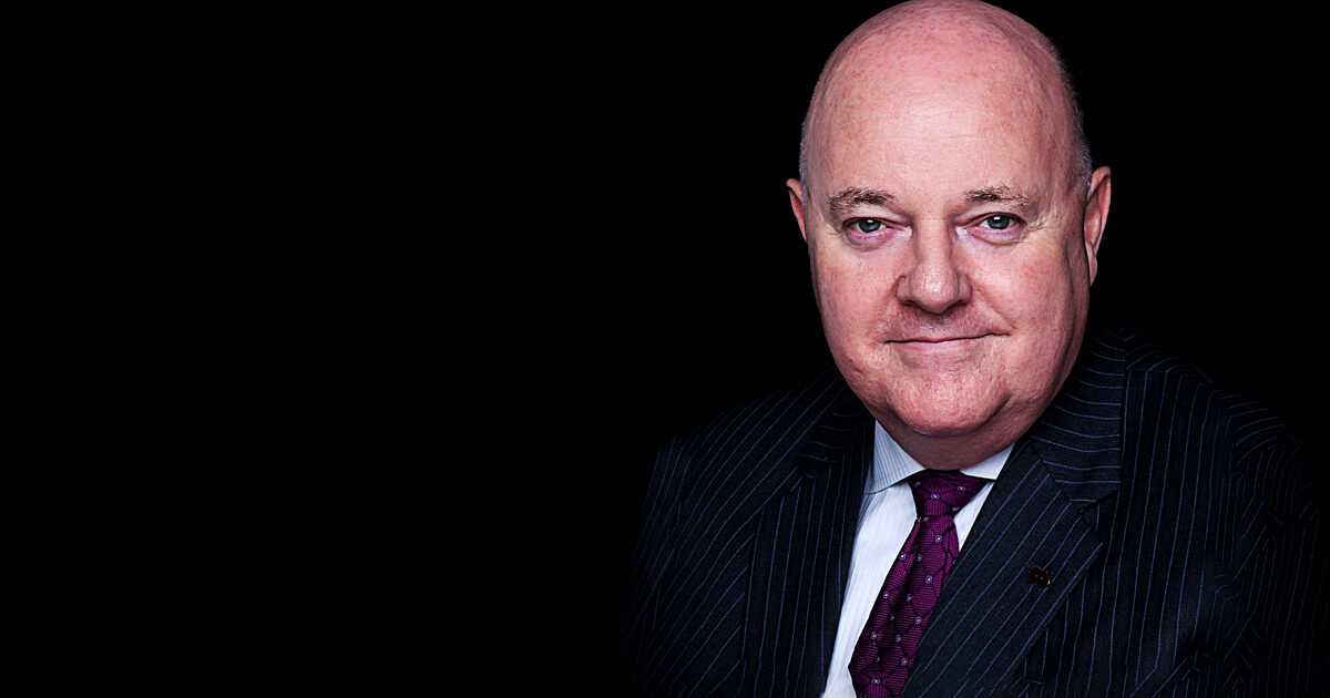 Book Clive Scott for your Event | Saxton Speakers