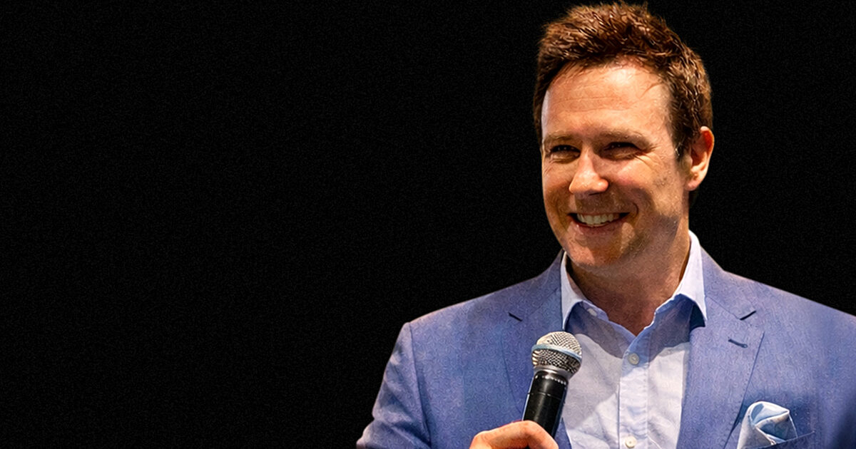 Book Troy Gray for your next event | Saxton Speakers